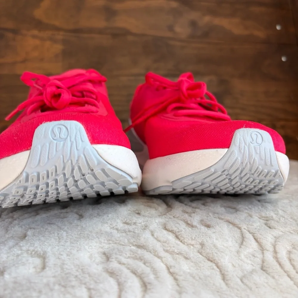 lululemon athletica | Shoes | Lululemon Beyondfeel Running Shoe Women ...